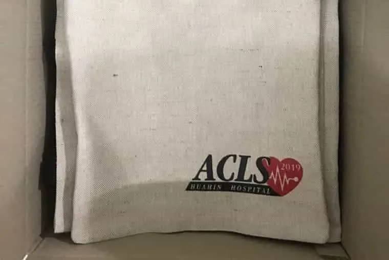 รับทำกระเป๋าผ้า กระสอบ พรีเมี่ยม สกรีนโลโก้ ACLS รพ.หัวหิน