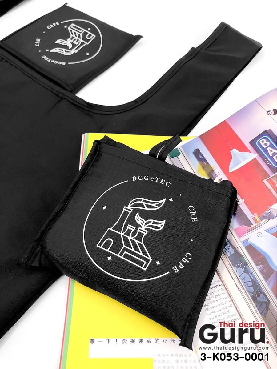 รับทำถุงผ้าพับได้ผ้าลิปต็อค สีดำ ทรงเสื้อกล้าม พิมพ์ลาย BCGeTec