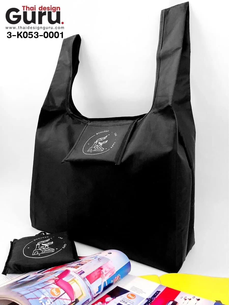 รับทำถุงผ้าพับได้ผ้าลิปต็อค สีดำ ทรงเสื้อกล้าม พิมพ์ลาย BCGeTec