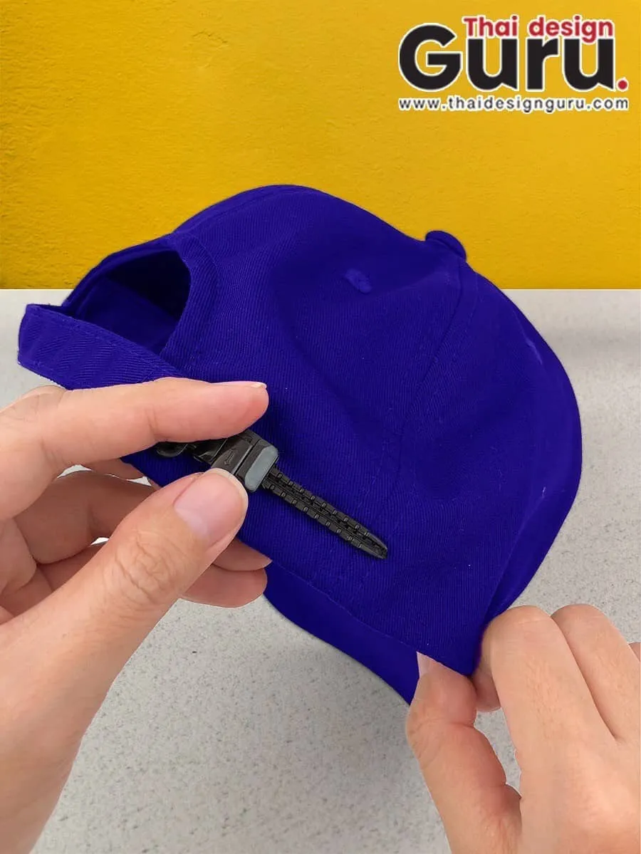 สั่งผลิตหมวกแก๊ปแฟชั่นสีน้ำเงิน ของที่ระลึก พร้อมสกรีนลาย Black Friday