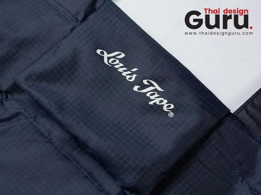 ผลิตถุงผ้าย่าม ผ้าร่มพับเก็บได้ พิมพ์สกรีนโลโก้ Louis tap