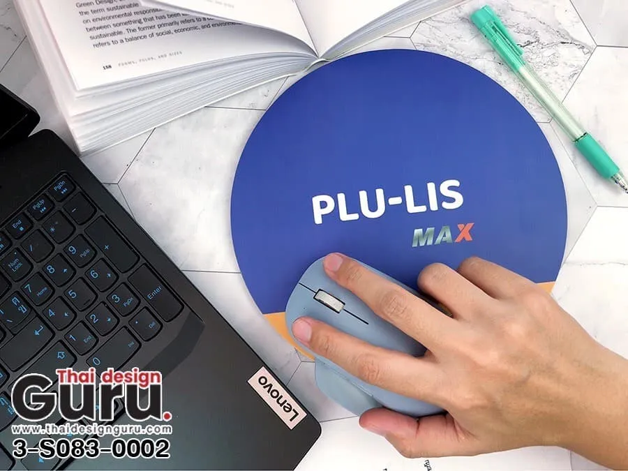 ผลิตแผ่นรองเมาส์พลาสติกไดคัทกลม Fullcolor พิมพ์แบรนด์ Plu-lis