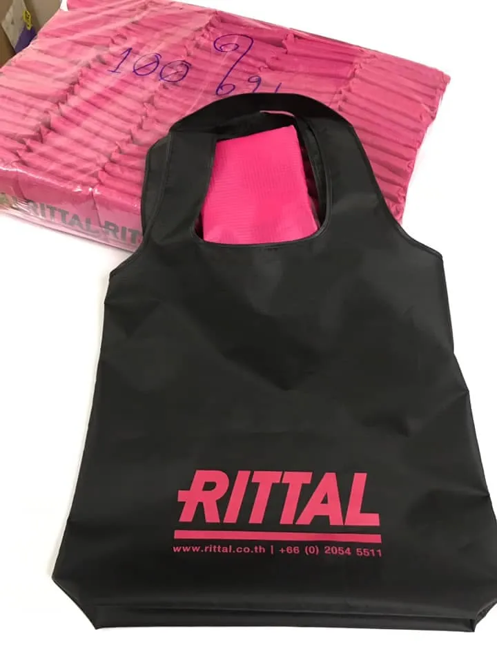 รับทำกระเป๋าผ้า พับเก็บได้ ผ้าร่ม ให้กับ rital
