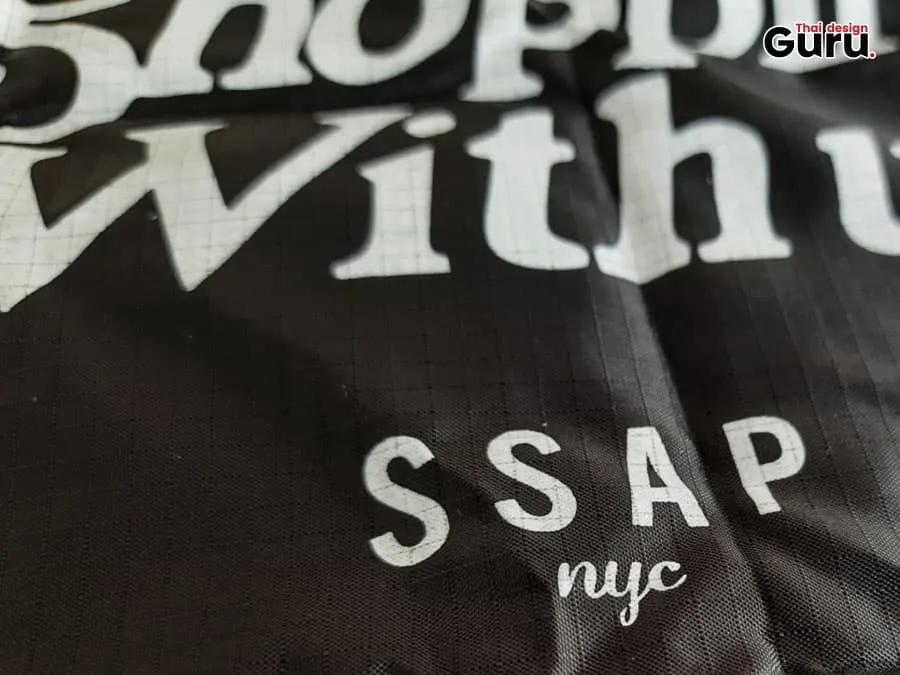 รับทำกระเป๋าผ้าร่มพับได้ สีดำ แบรนด์ SSAP