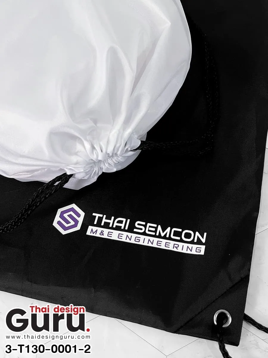 รับผลิตถุงผ้าหูรูดสีขาว-ดำ เชือกรูดสีดำ สกรีนลายแบรนด์ "THAI SEMCON"