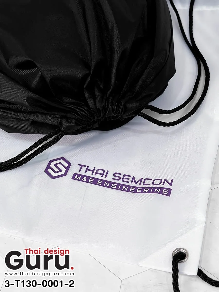 รับผลิตถุงผ้าหูรูดสีขาว-ดำ เชือกรูดสีดำ สกรีนลายแบรนด์ "THAI SEMCON"