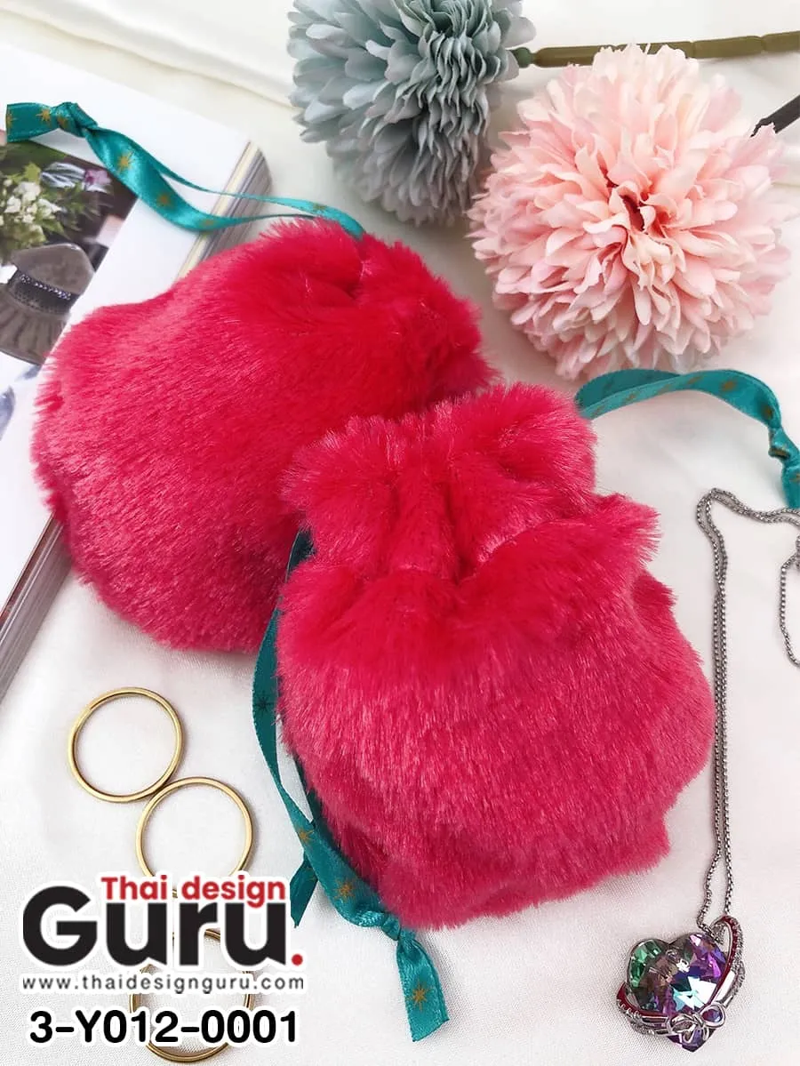 รับผลิตถุงหูรูดจิ๋ว ผ้าขนนุ่ม พร้อมริบบิ้นพิมพ์ลายดาว แบรนด์ Yavis